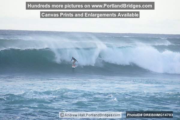 Oahu, Hawaii, North Shore, Sunset Beach: Surfer Photo DREB0IMG14703